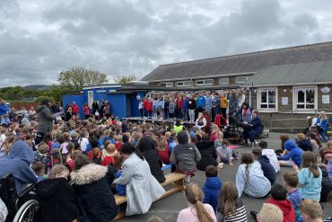 Peel Clothworkers' School