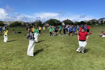 Peel Clothworkers' School